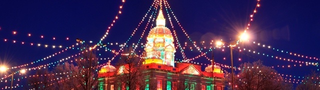 The 30 Christmas Light Displays in America - Hood MWR