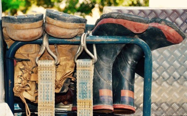 10 Types of Work Boots: Safety Footwear Buying Guide - Hood MWR