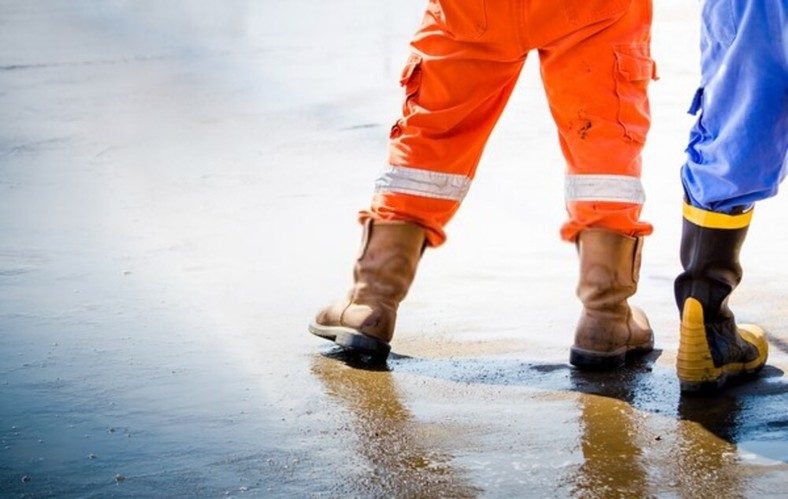 What To Look for When Buying Work Boots? - Hood MWR