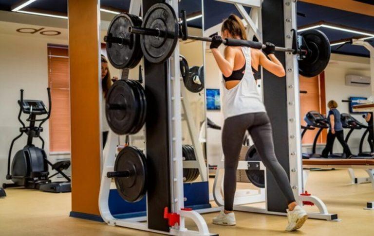 6 Excellent Smith Machine Exercises for Legs Workout - Hood MWR