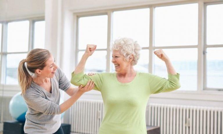 7 Good Arm Strength Exercises for Seniors