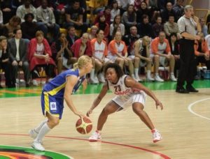 24 Most Beautiful & Pro WNBA Players In 2022 - Hood MWR