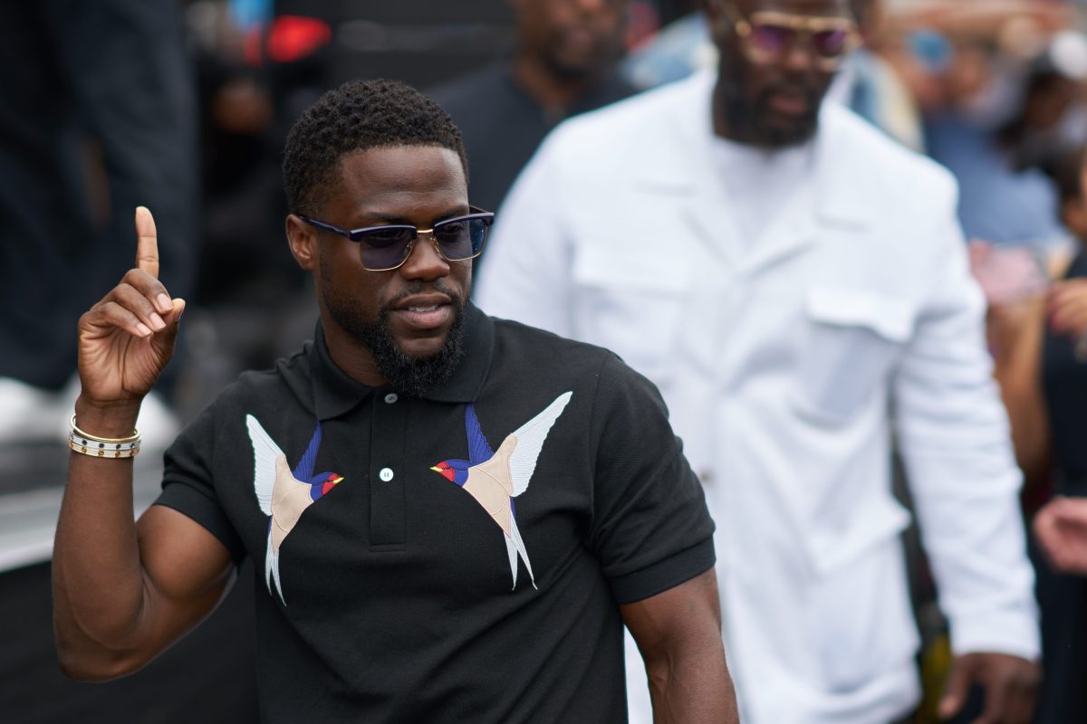 Kevin Hart Height: How Tall Is Kevin Hart? - Hood MWR