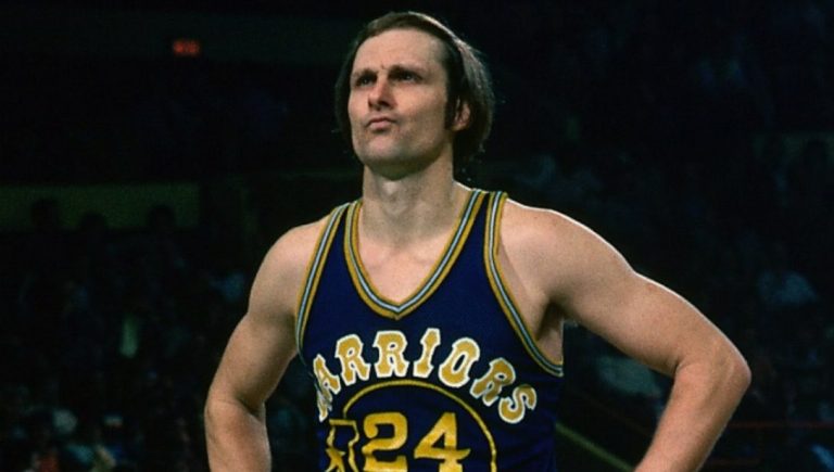 30 Greatest White Basketball Players Throughout History - Hood MWR