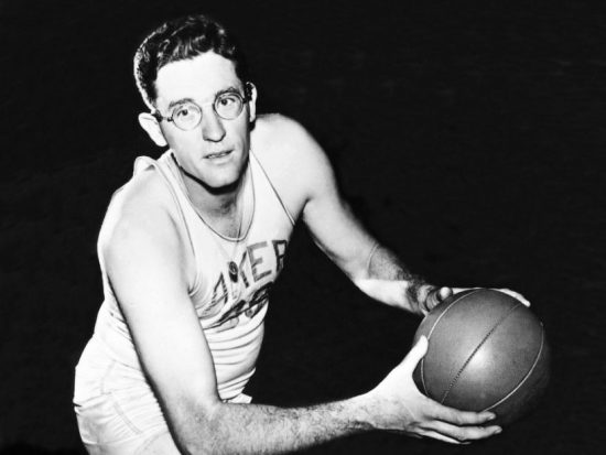 30 Greatest White Basketball Players Throughout History - Hood MWR
