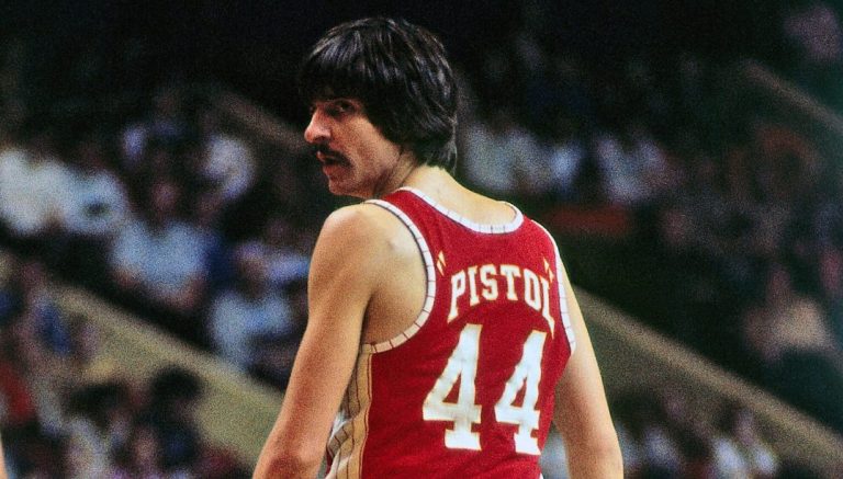 30 Greatest White Basketball Players Throughout History - Hood MWR