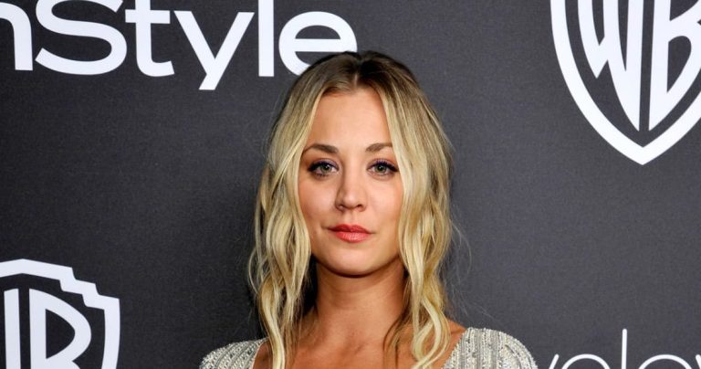 30 Most Attractive Female Comedians: With Instagram - Hood MWR