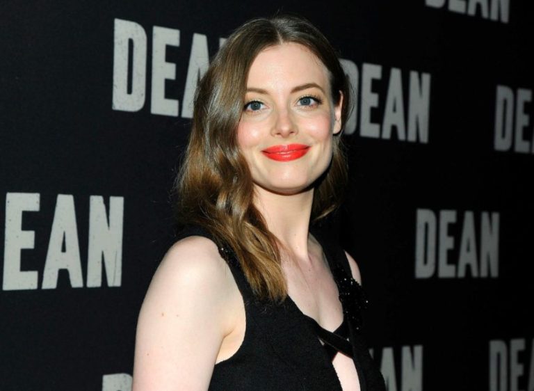 30 Most Attractive Female Comedians: With Instagram - Hood MWR