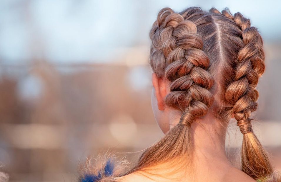 10 Fashionable Dutch Braids for Short Hair - Hood MWR