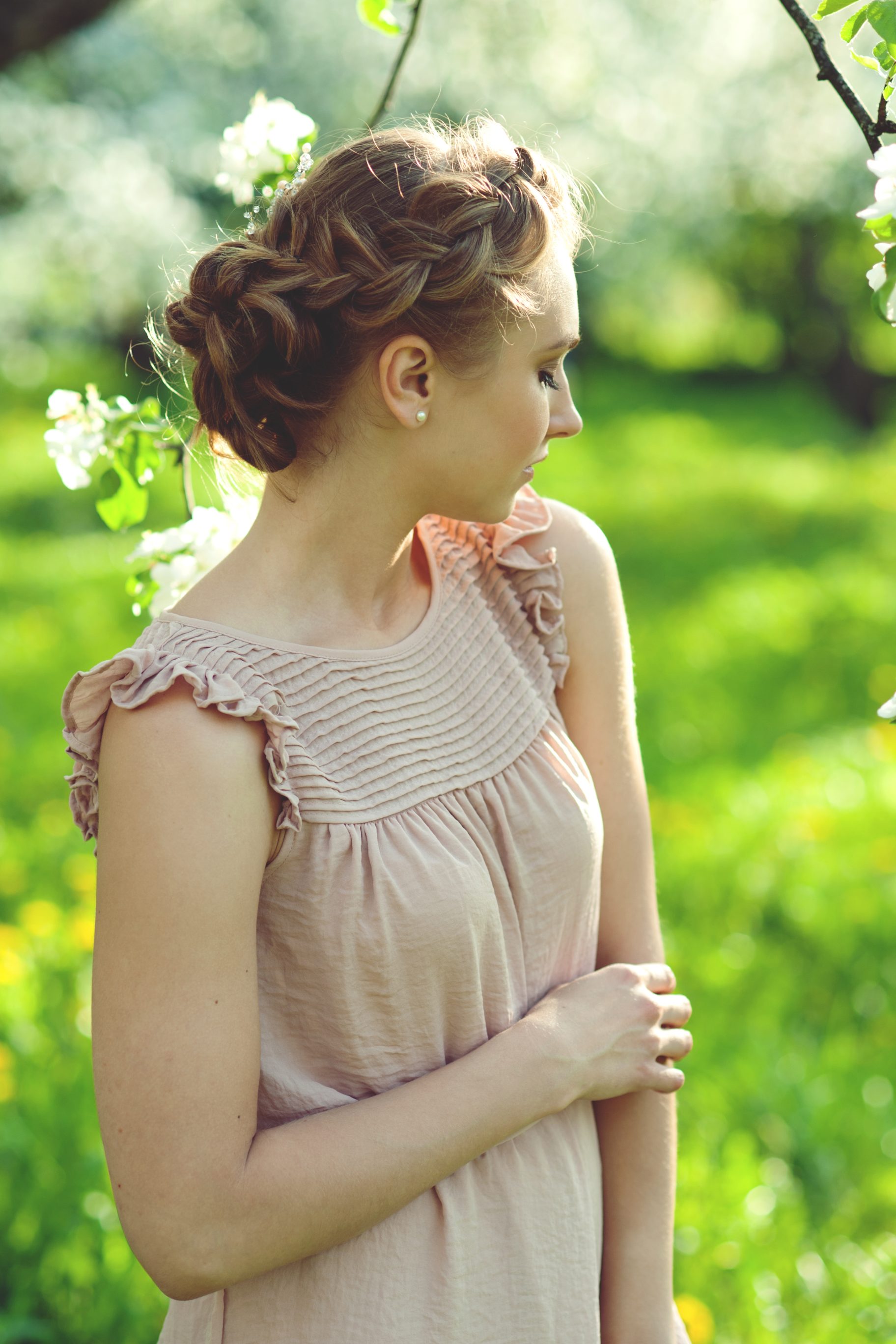 10 Popular Women Upside Down French Braids 2022