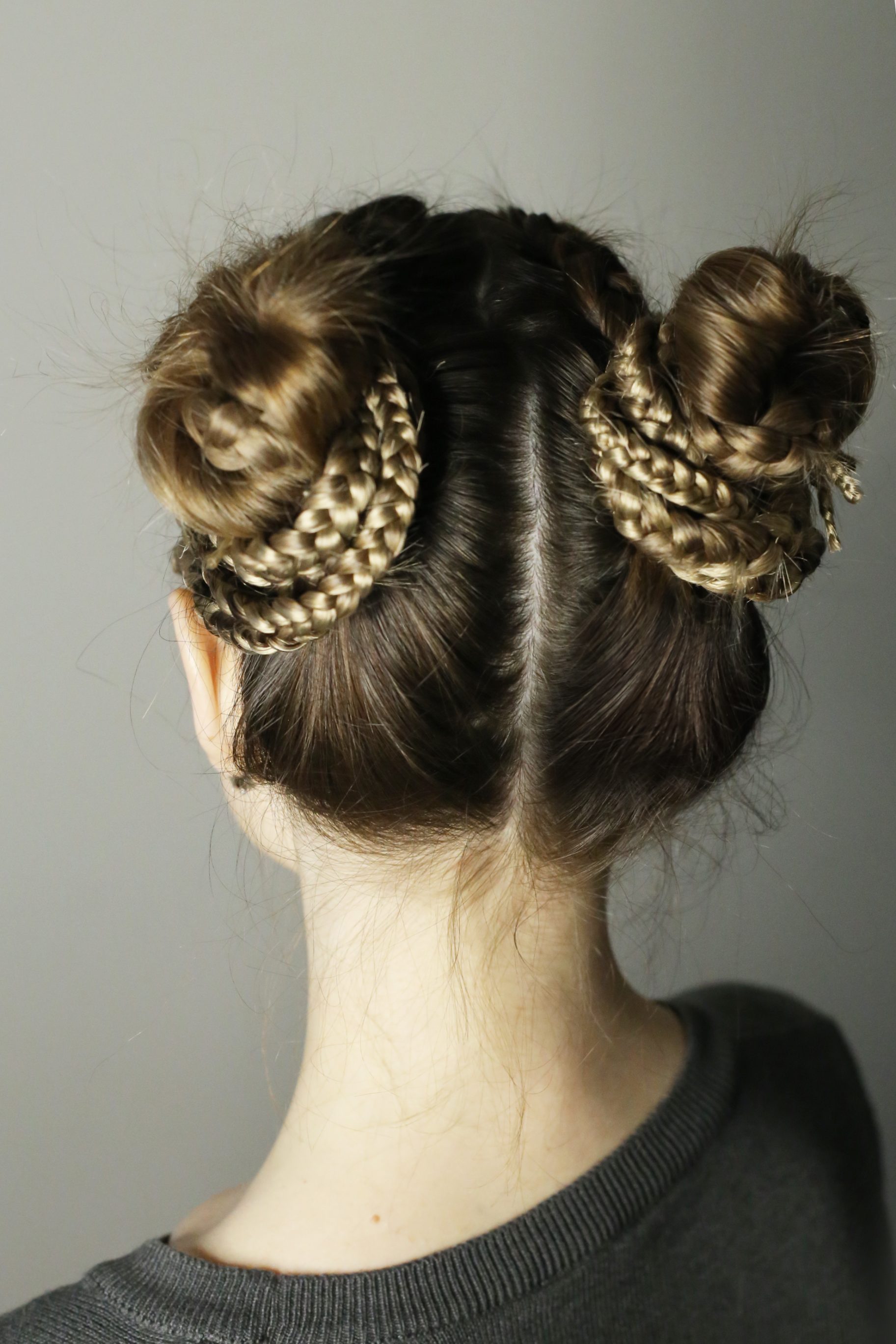 20 Timeless French Braided Buns Hairstyles 2022 - Hood MWR