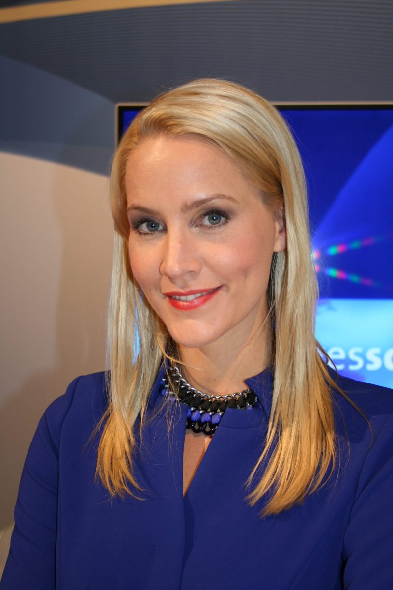 40 Most Beautiful Female News Anchors In The World - Hood MWR