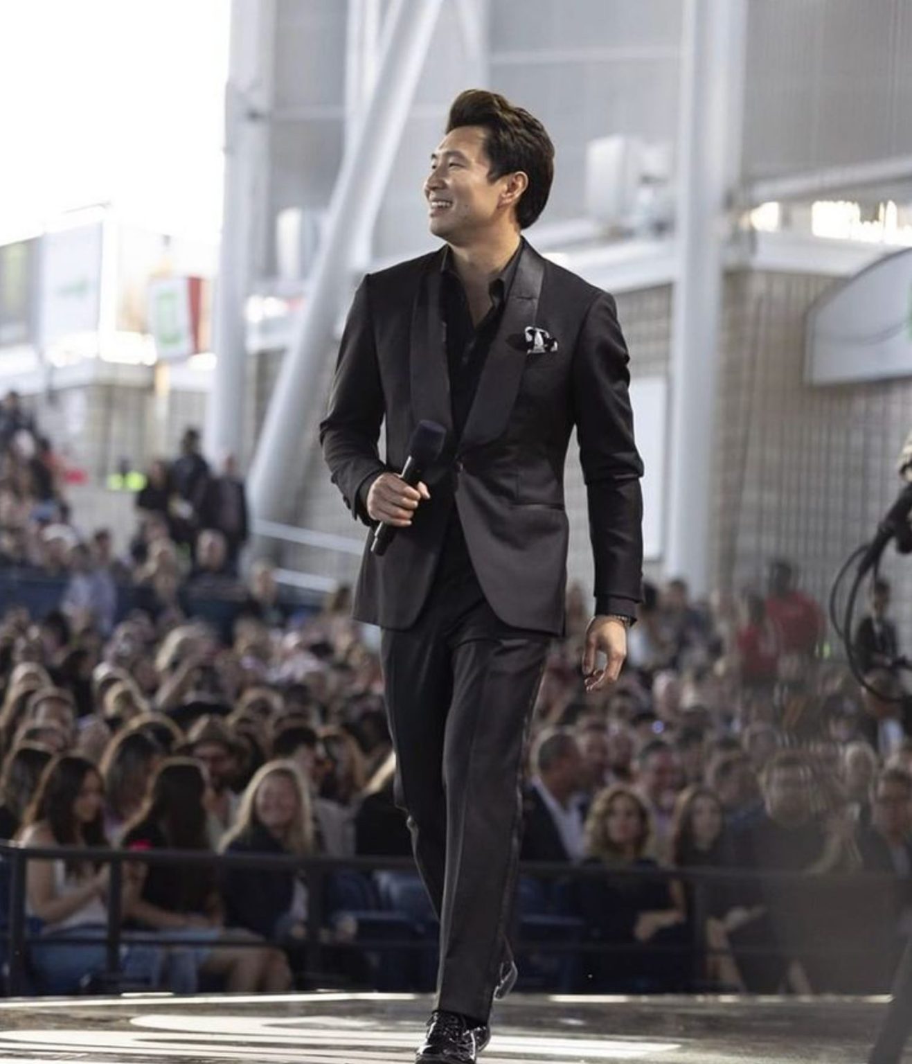 Simu Liu Height: How Tall is the Canadian Actor? - Hood MWR