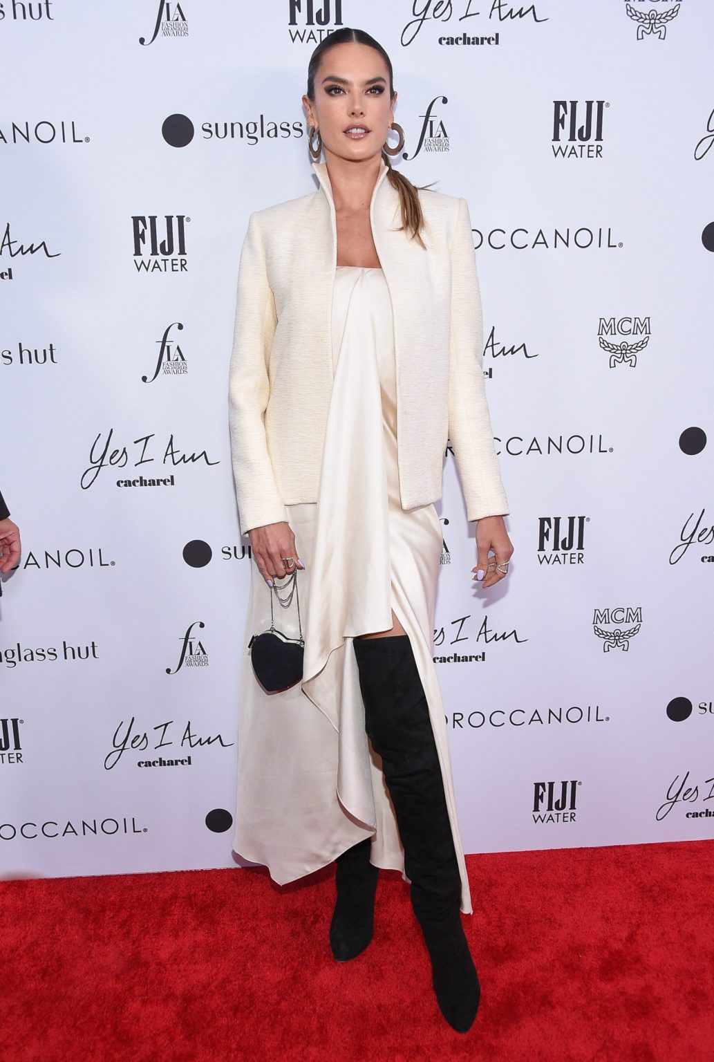 20 Most Beautiful Latina Women 2022 - Hood MWR