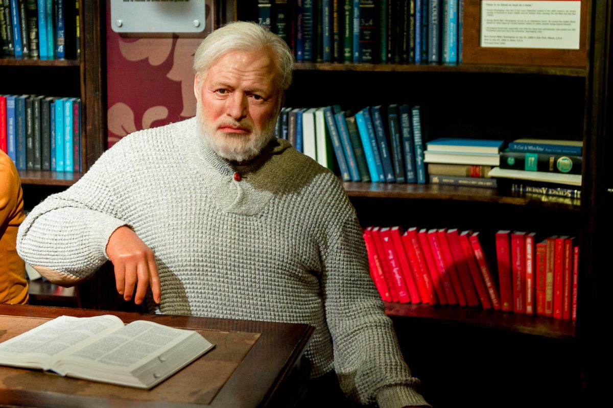 The 30 Greatest Writers Throughout History - Hood MWR