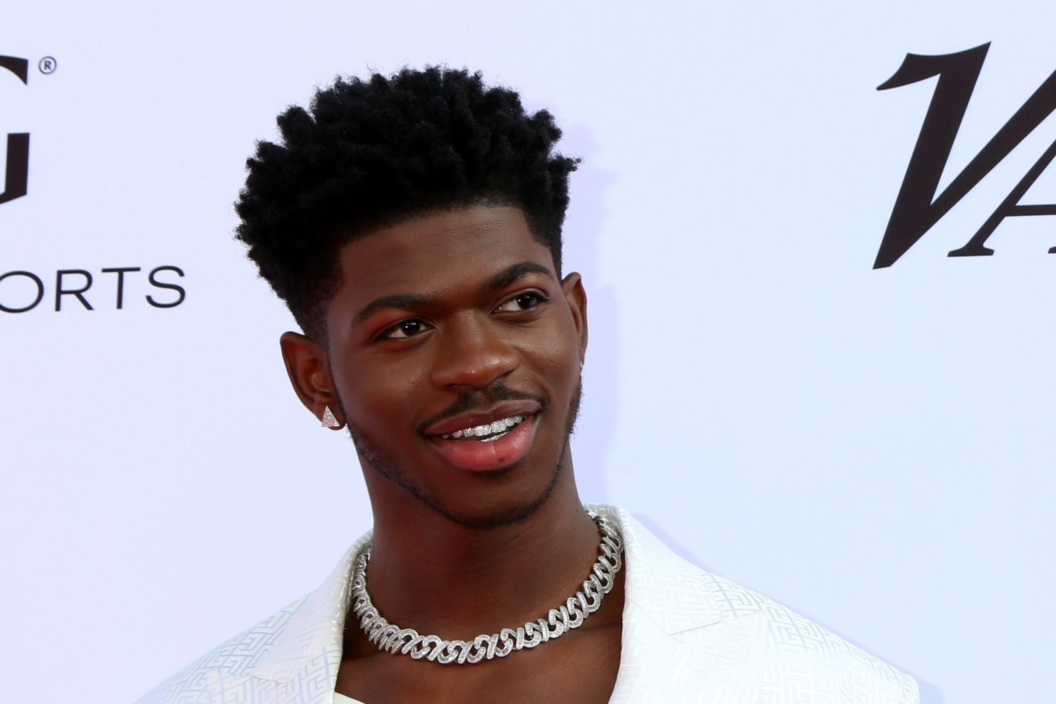 Lil Nas X Height: How Tall is The American Rapper and Singer? - Hood MWR