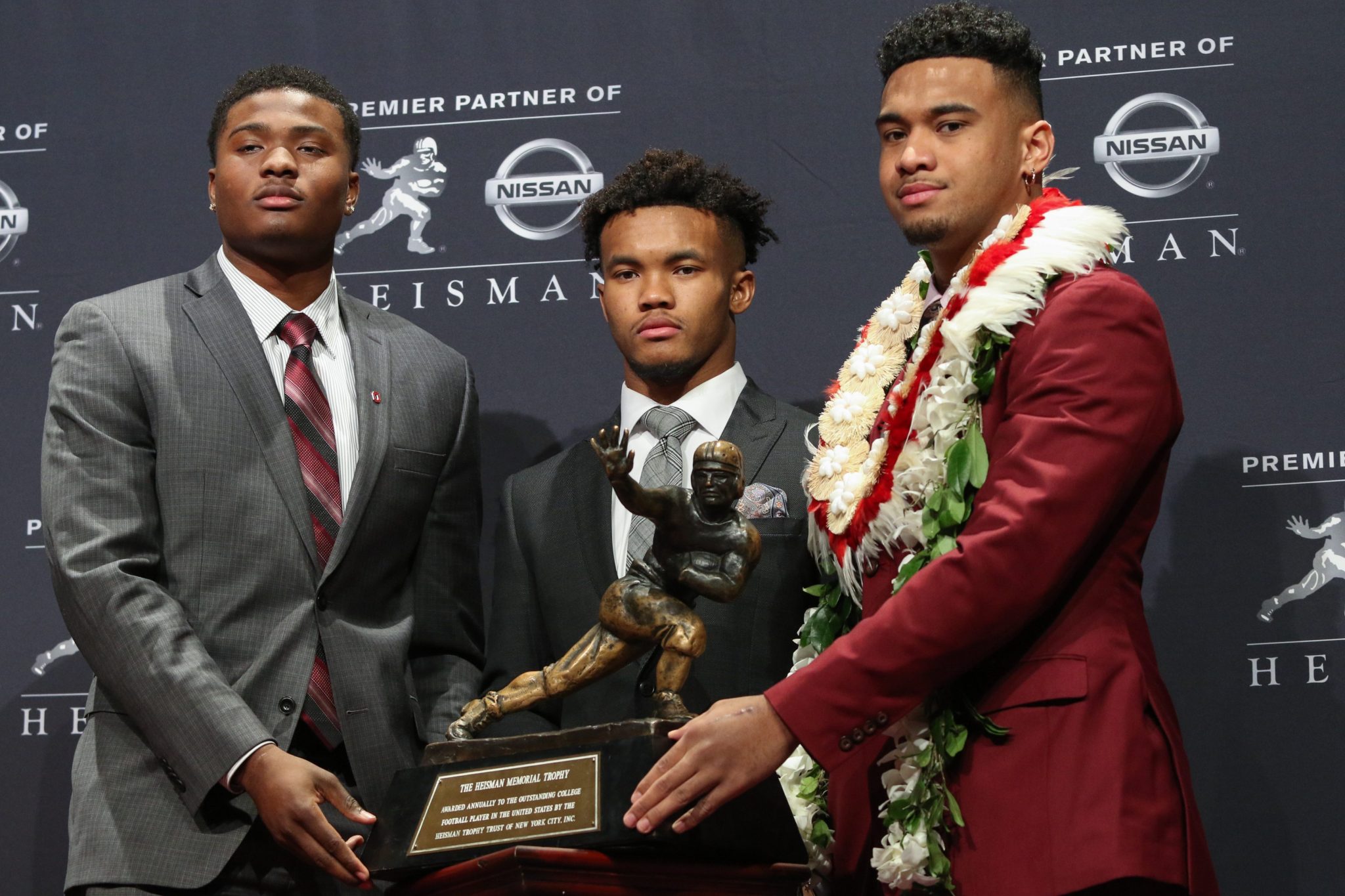 Kyler Murray Height: How Tall is The American Football Quarterback ...