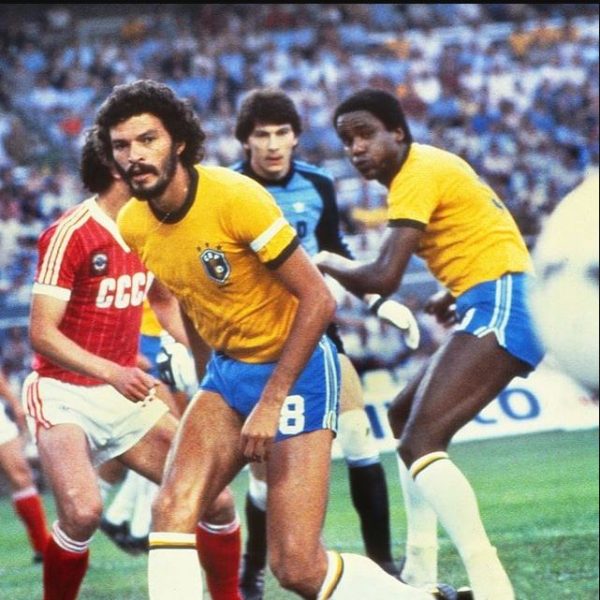 20 Best Soccer Players From Brazil Of All Time - Hood MWR