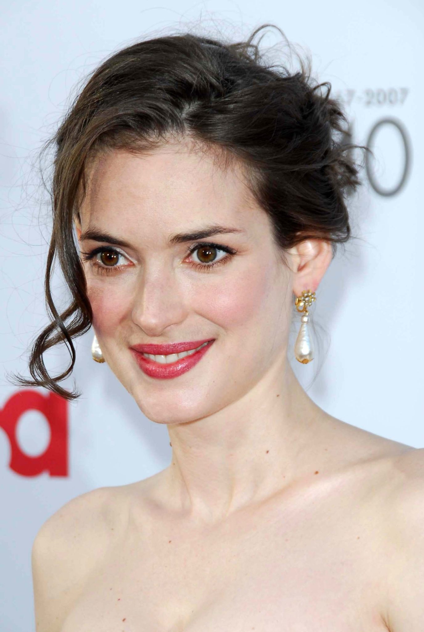 20 Most Stunning Women of the '90s - Hood MWR