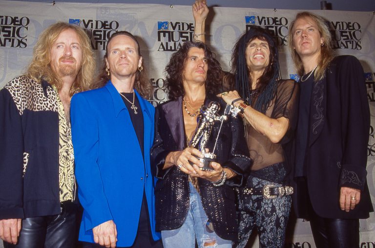 Top 20 Best Rock Bands of The 80s - Hood MWR