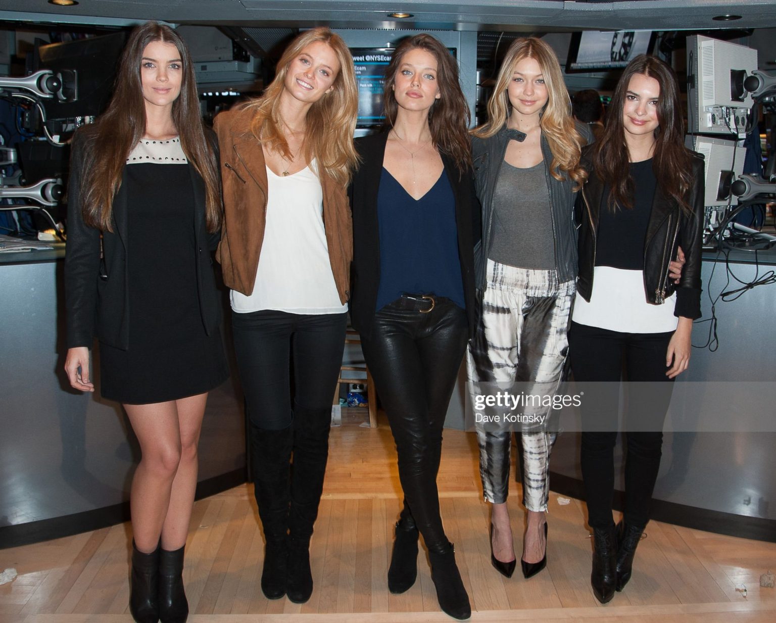 Emily Ratajkowski Height: How Tall is The American Model?