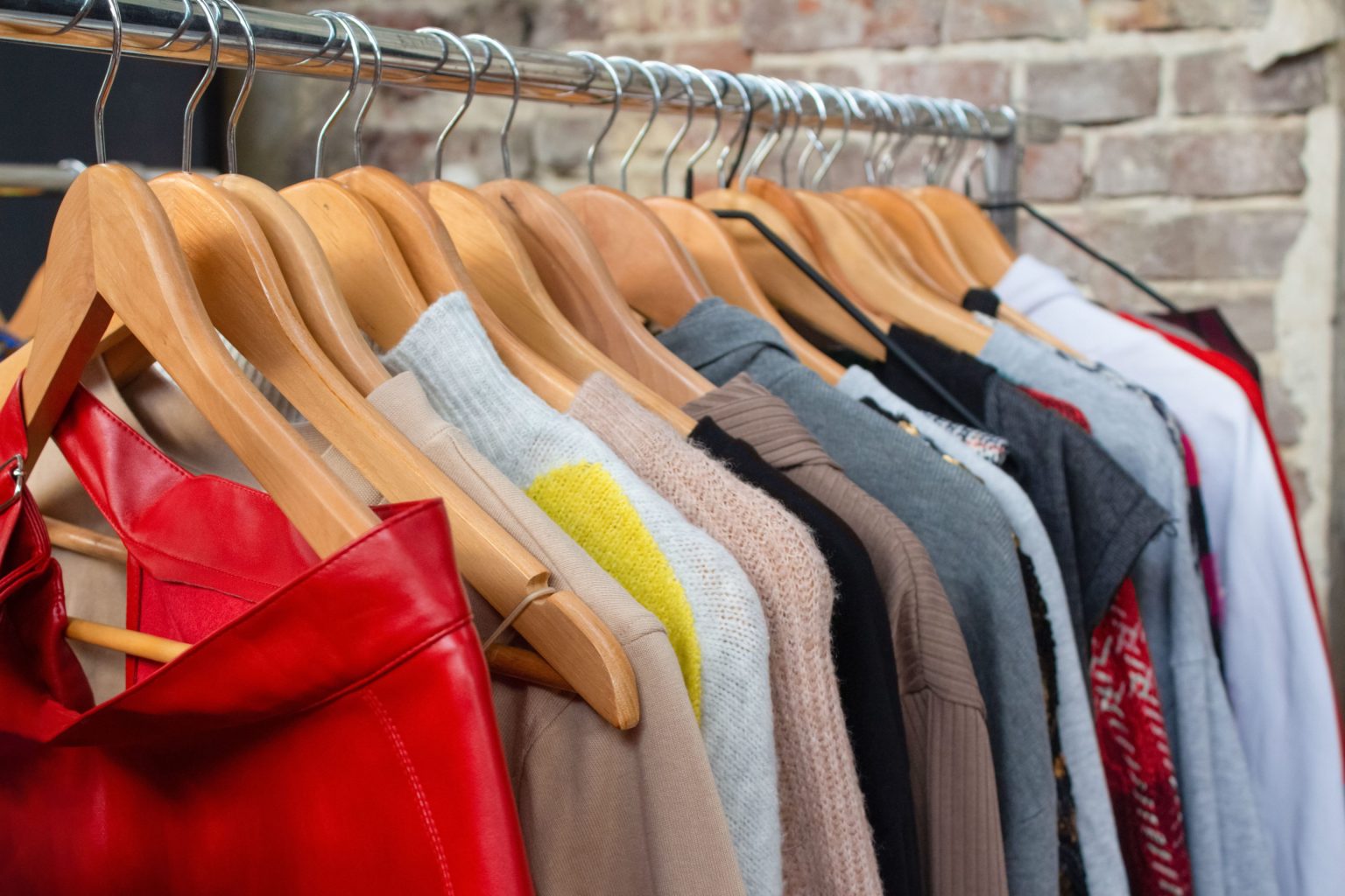 Pear Body Shape: The Ultimate Guide - Hood MWR