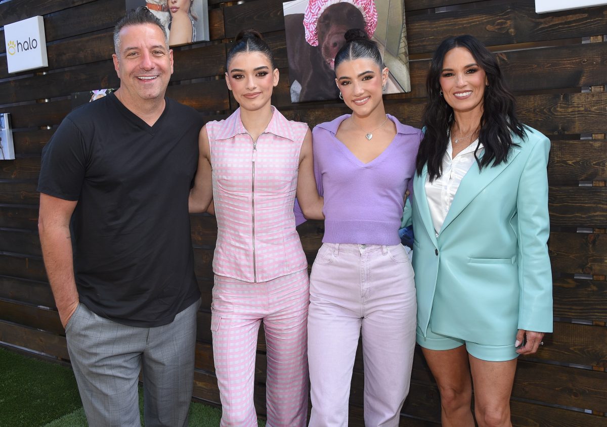 Charli D’amelio Height: How Tall is The Tiktok Dancer?