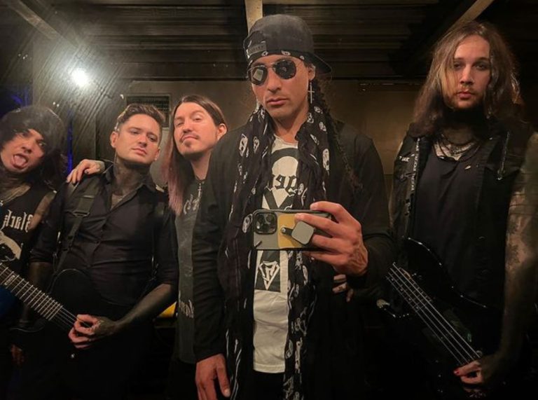 25 Best Emo Bands Of All Time - Hood MWR