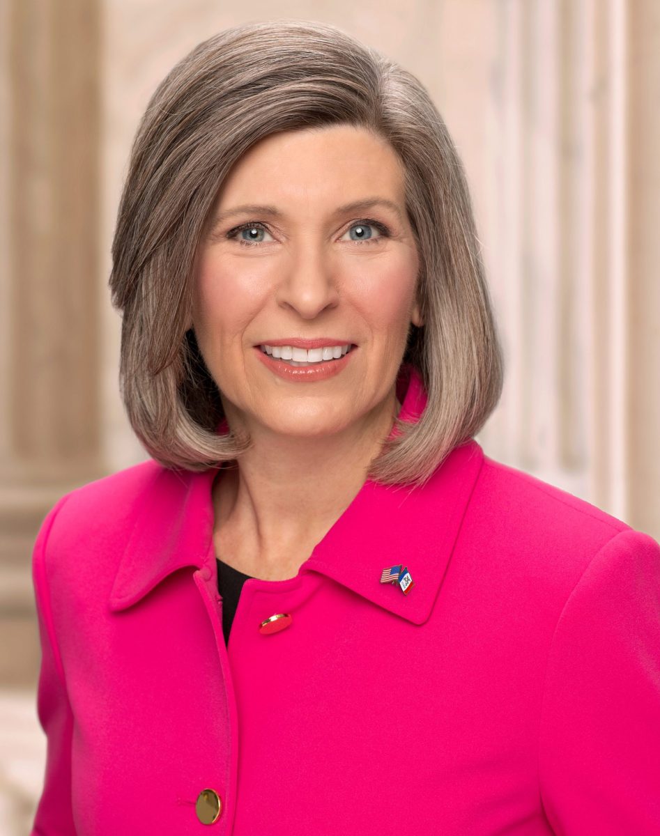 20 Most Beautiful & Powerful Female Politicians in the US - Hood MWR