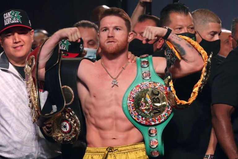 Canelo Alvarez Height: How Tall is The Mexican Professional Boxer ...