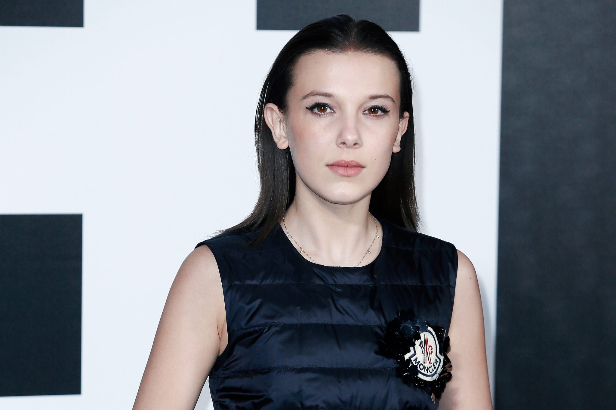 Top 19 Famous Young Actresses Under 25 - Hood MWR