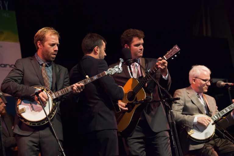 Top 20 Best Male Stand Up Comedians of The 70s - Hood MWR