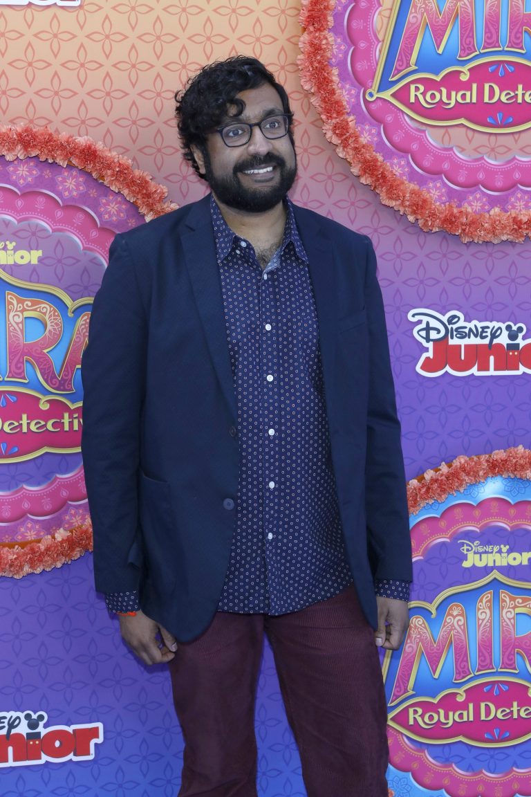 The 20 Funniest Indian Comedians of All Time - Hood MWR