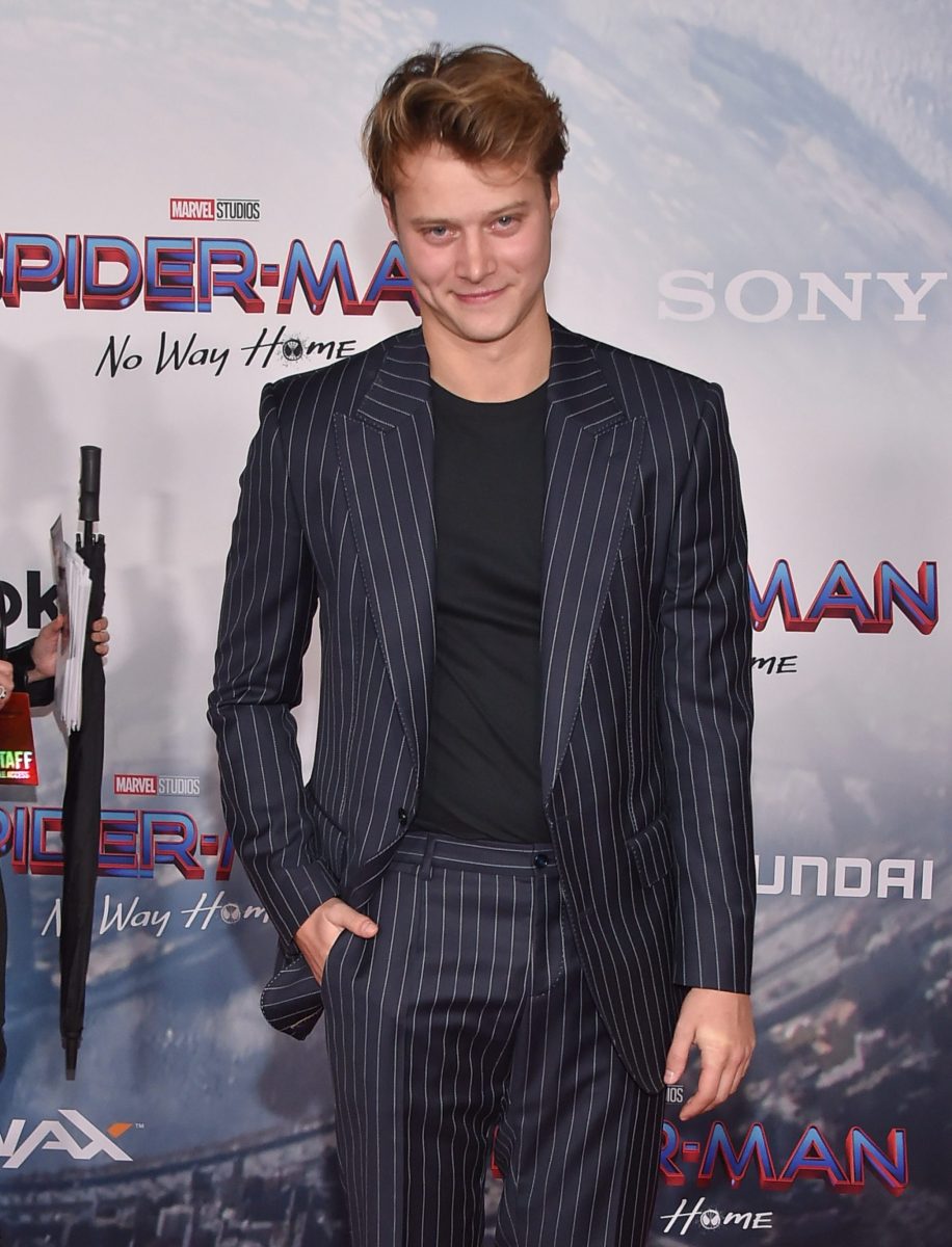 30 Natural Blonde Male Celebrities: Most Popular - Hood MWR