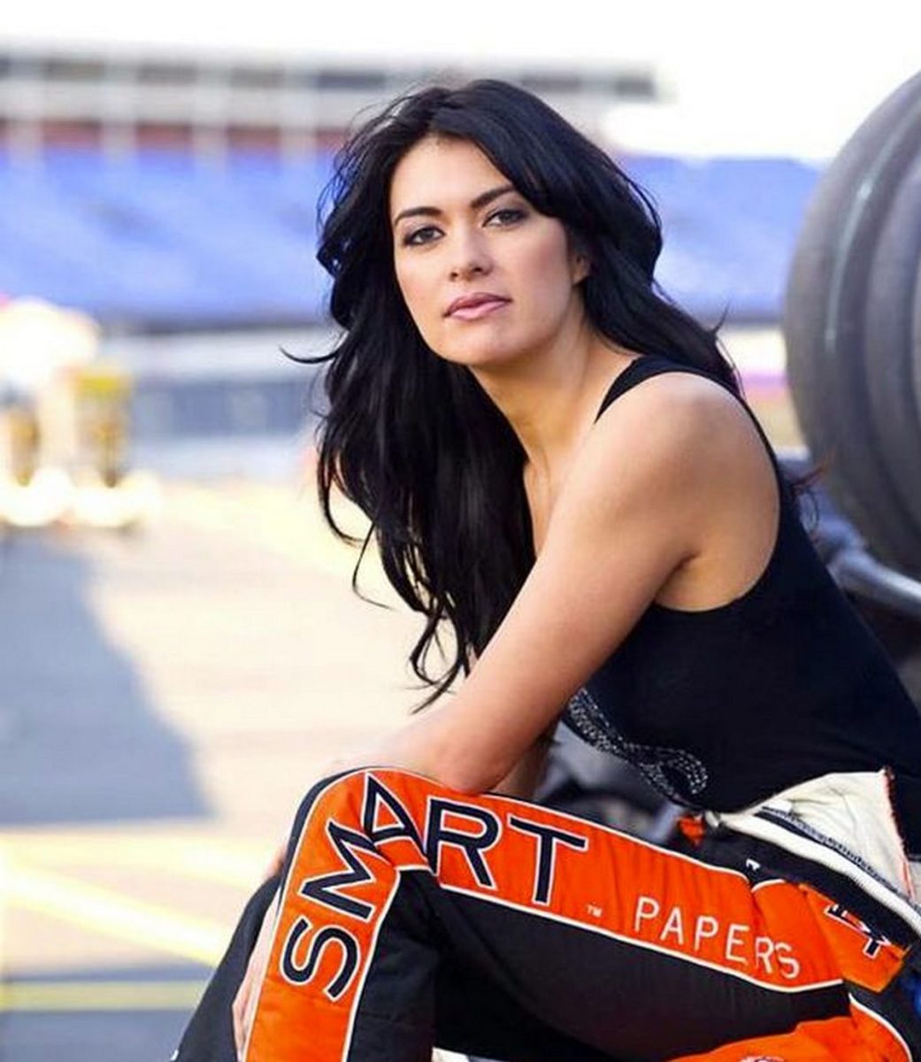 60 Most Beautiful Female Race Car Drivers - Hood MWR