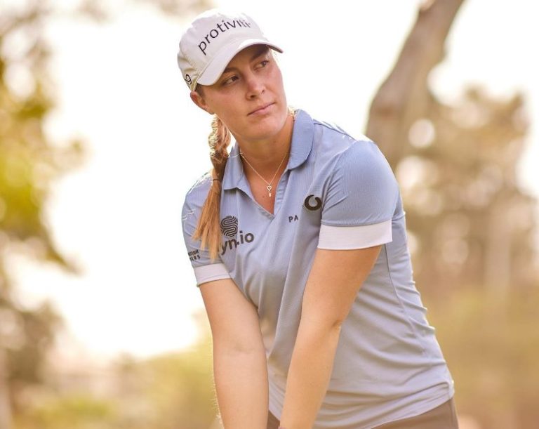 43 Beautiful Women Golfers: The Top Female Golf Players 2023 - Hood MWR