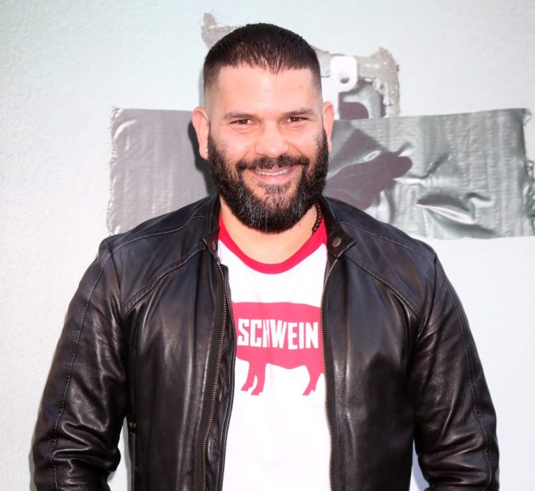 Top 50 Famous Gay Actors: List of LGBT Male Celebs - Hood MWR
