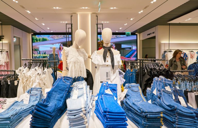 Zara Women's Size Chart: How To Find Your Best Fit - Hood MWR