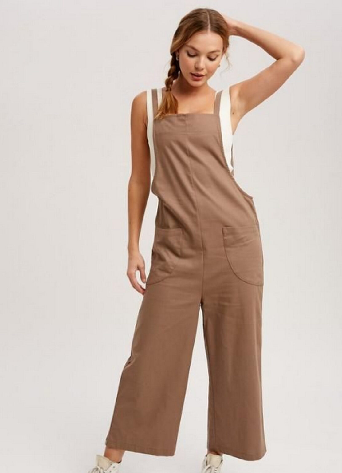 50 Amazing Outfit Ideas to Wear With Overalls - Hood MWR