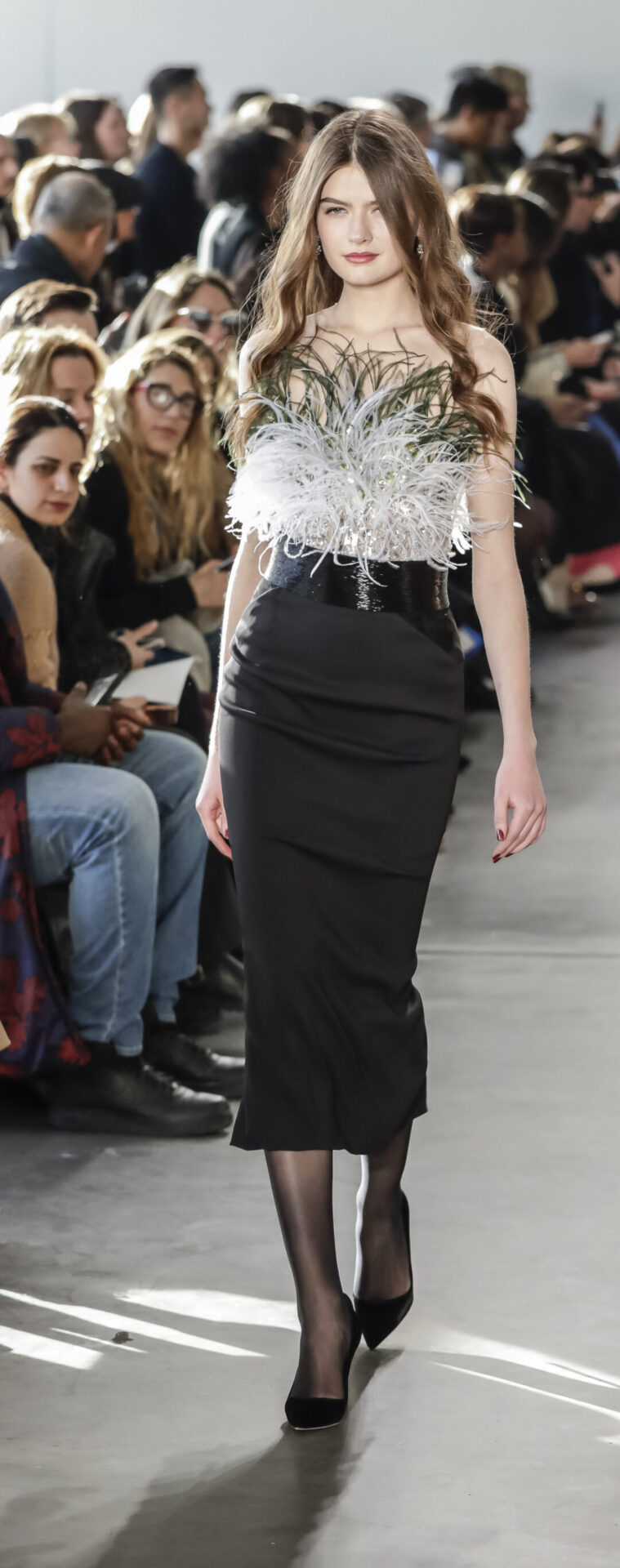 41 Rich Girl Outfits: Stylish & Luxurious Attire Ideas - Hood MWR