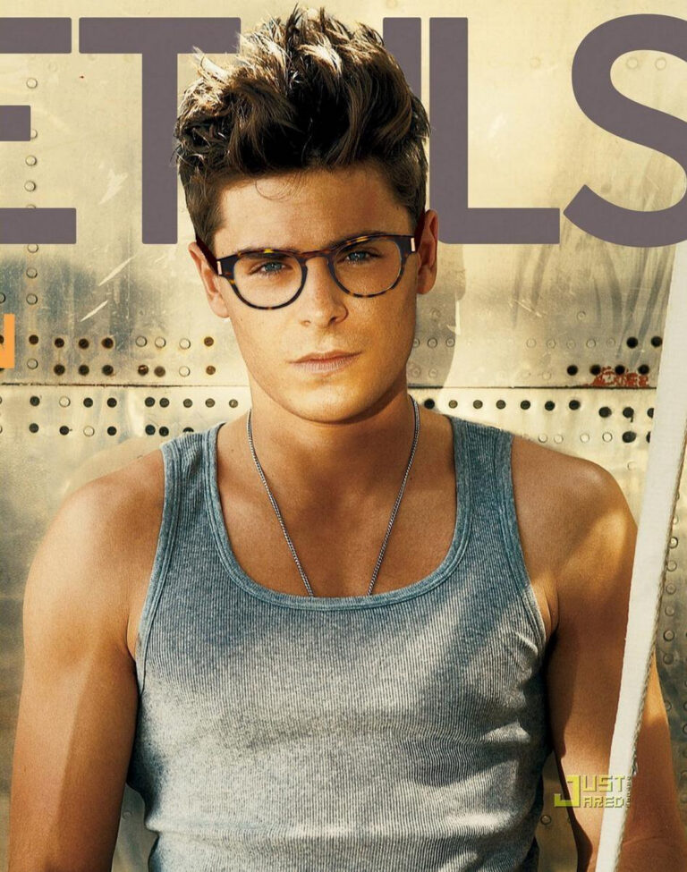 50 Hottest Male Celebrities Wearing Glasses - Hood MWR