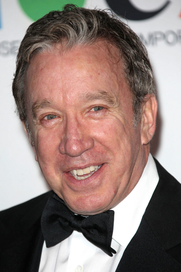 50 Famous Aged Celebrities Who Are Over 57 - Hood MWR