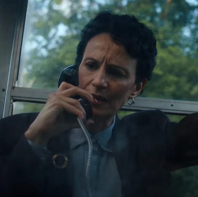 Top 48 Stranger Things Female Characters - Hood MWR