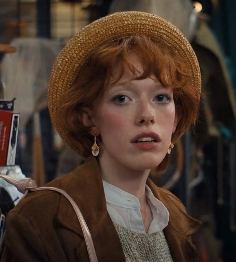 Top 48 Stranger Things Female Characters - Hood MWR