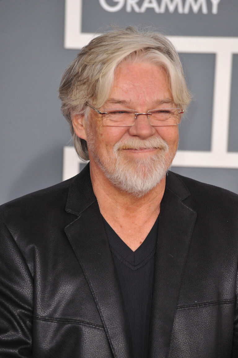 50 Celebrities From Michigan: List of Famous People - Hood MWR