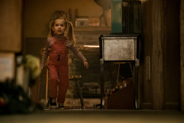 Top 48 Stranger Things Female Characters - Hood MWR