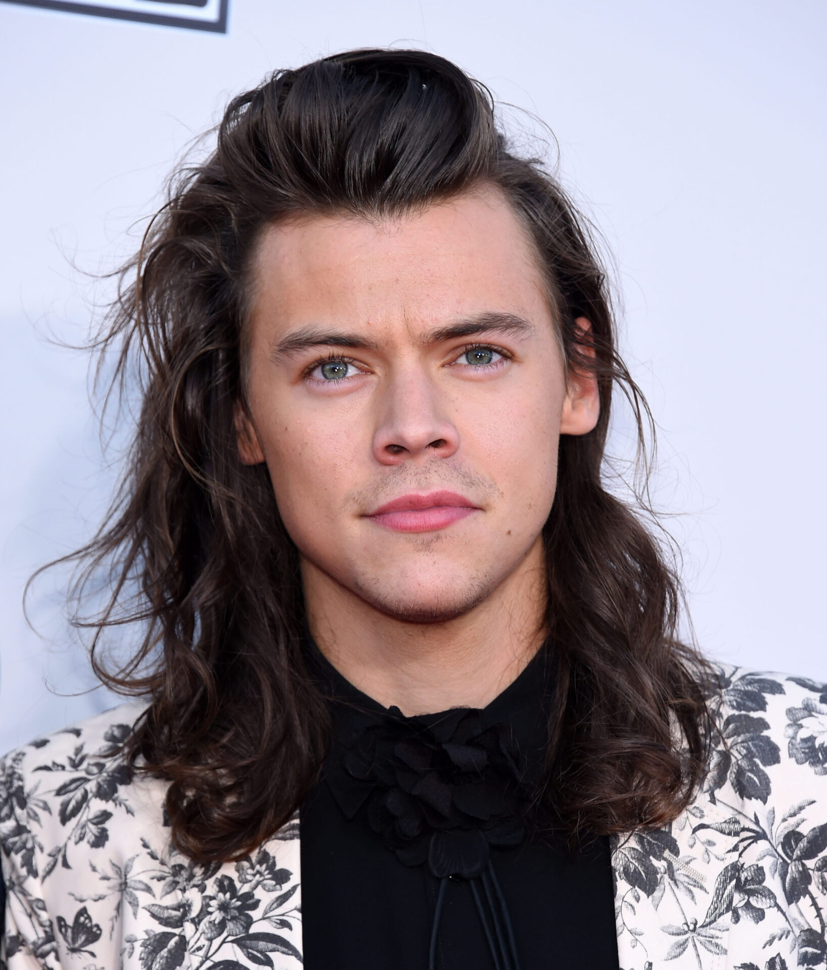 50 Hottest Male Celebrities With Long Hair - Hood MWR
