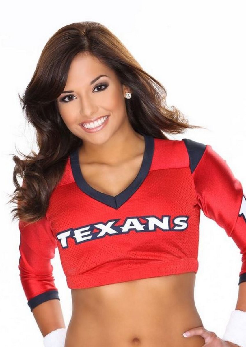 49 Most Beautiful Cheerleaders 2023 - Hood MWR