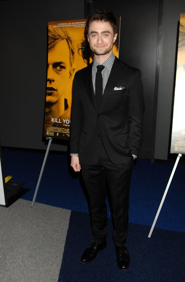 50 Skinny Male Celebrities You May Know - Hood MWR