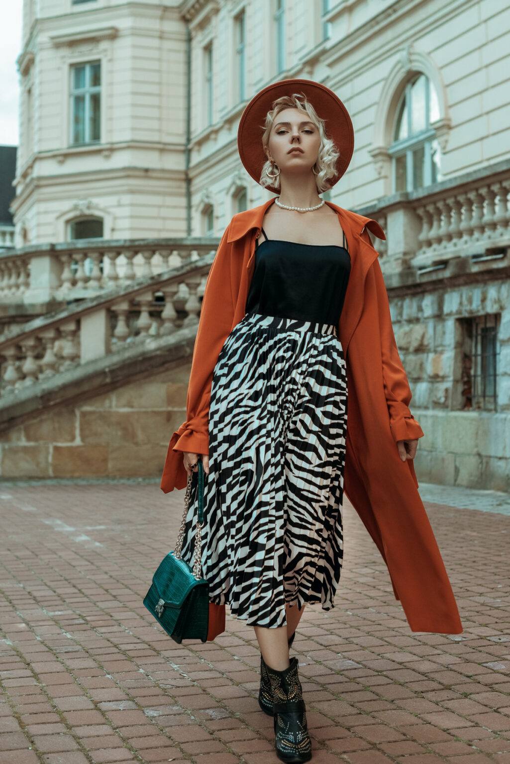 35 Elegant Dinner Winter Outfit Ideas: Date Night Clothing - Hood MWR